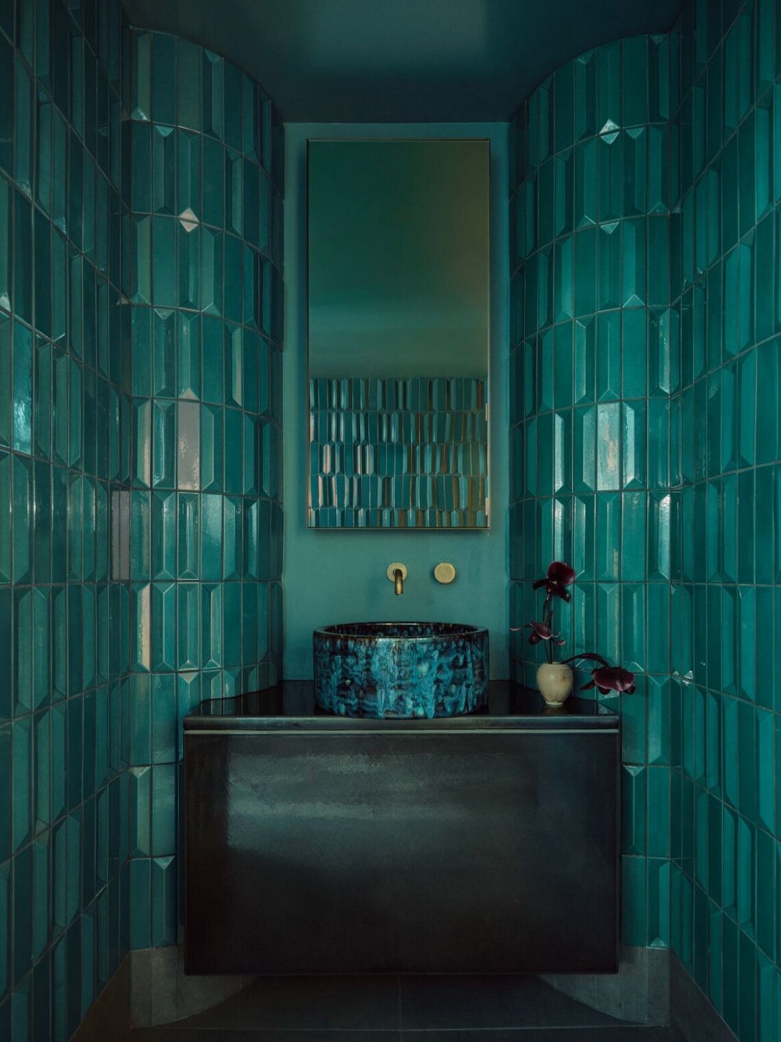 SJB - Bar Julius | IndesignLive