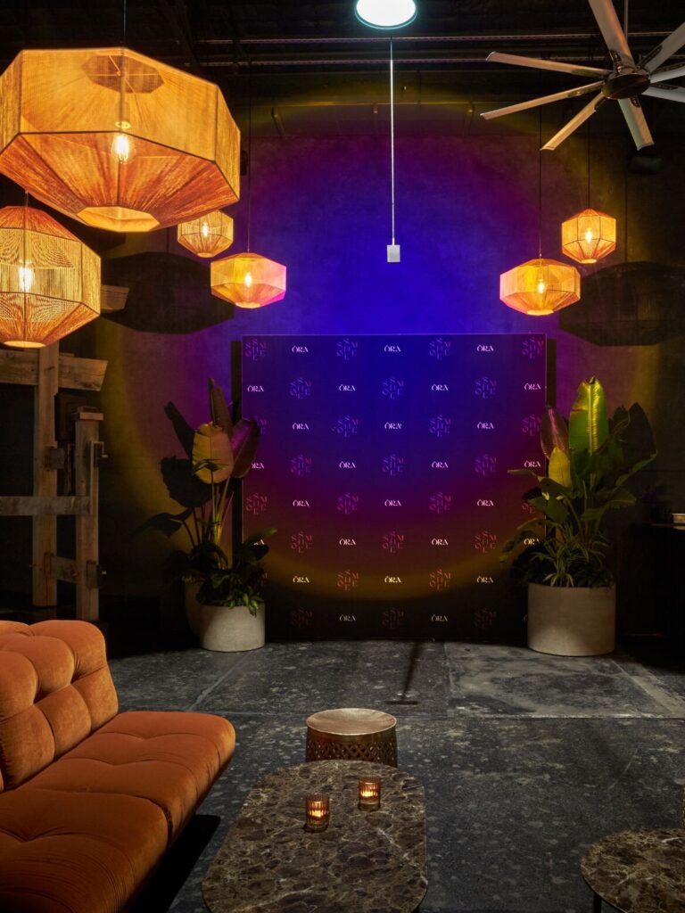 Cooly contemporary design – Kelly Ross for Ora | IndesignLive