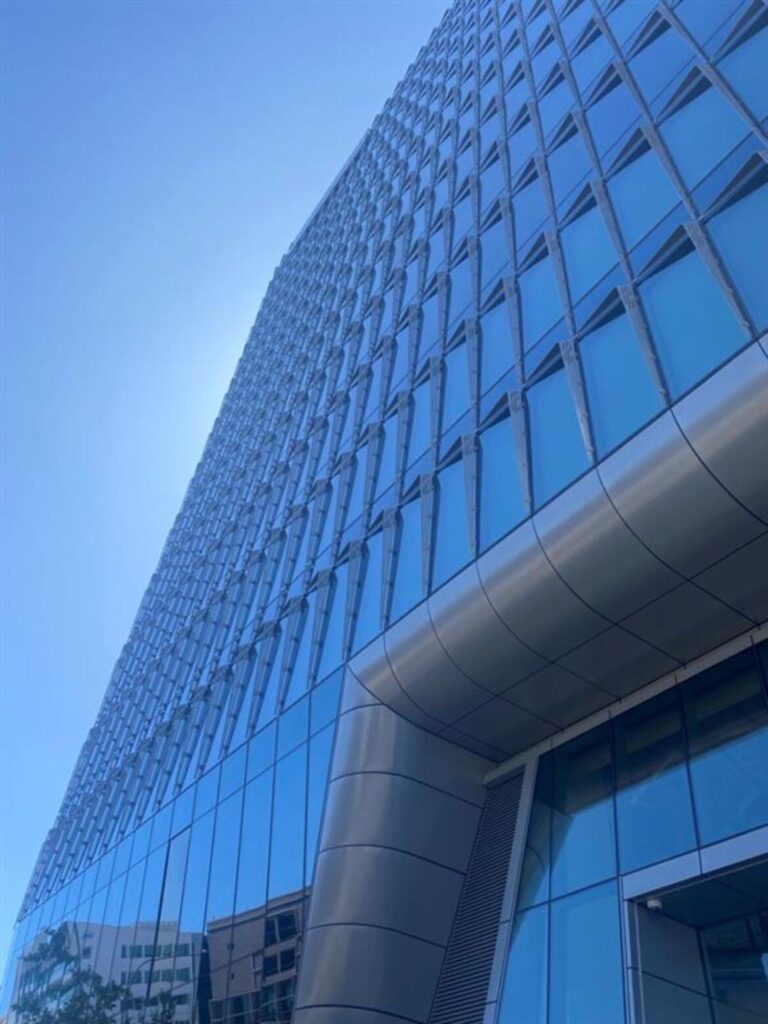 Verosol blinds used in Australian Bragg Centre | IndesignLive