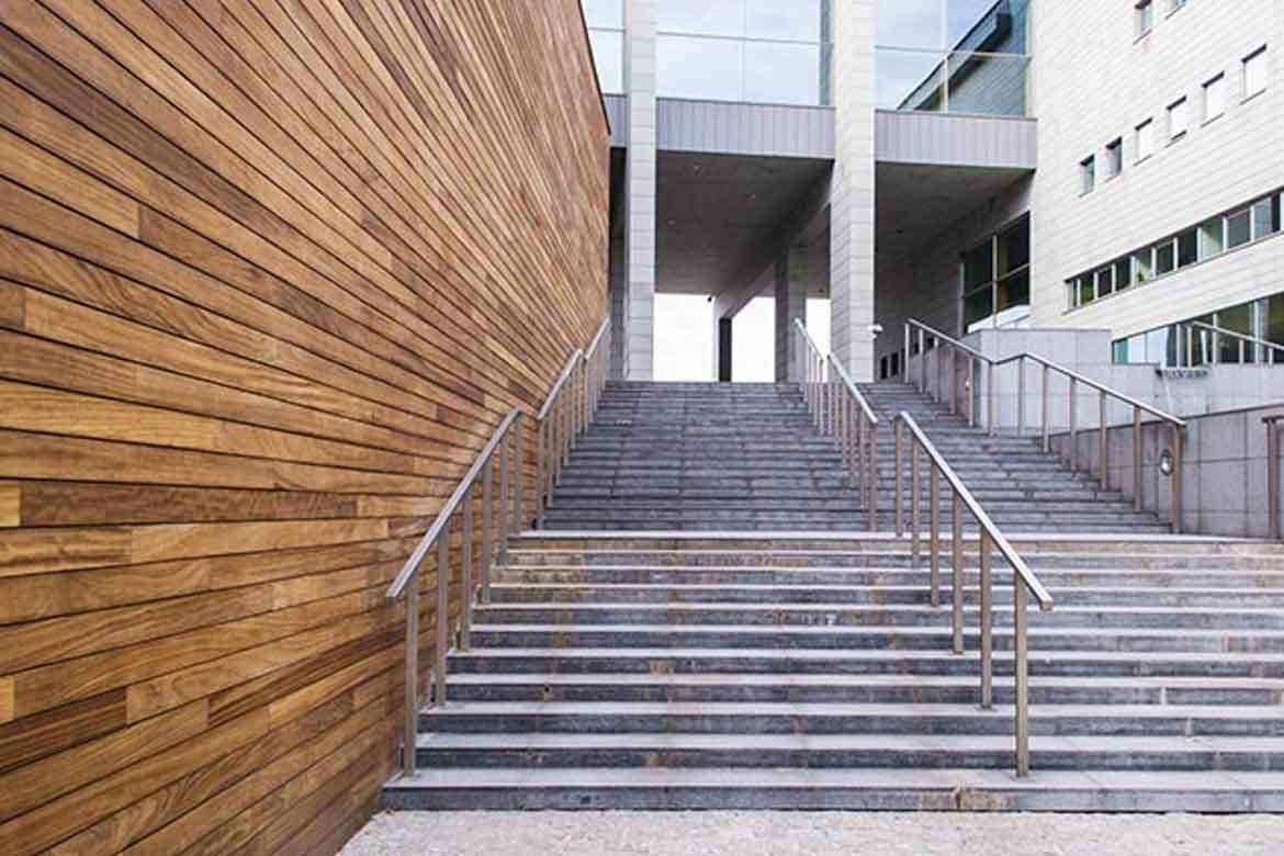 Shiplap Cladding: 5 Best Options for External, Internal, Vertical & All ...