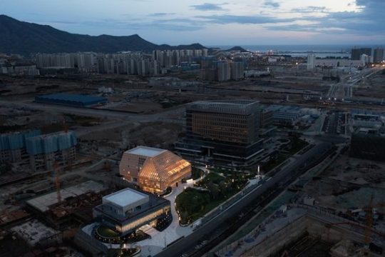 Sanya Farm Lab, Hainan Island, China by CLOU Architects | IndesignLive