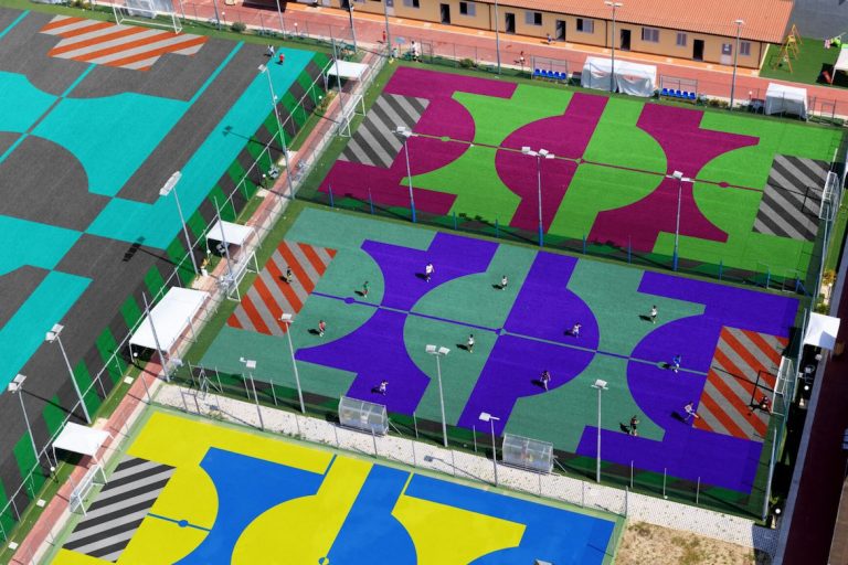 A recycled basketball court made from 20,000 sneakers | IndesignLive