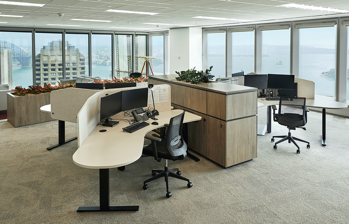 Alto 120 degree workstation | AWM | Indesignlive The Collection