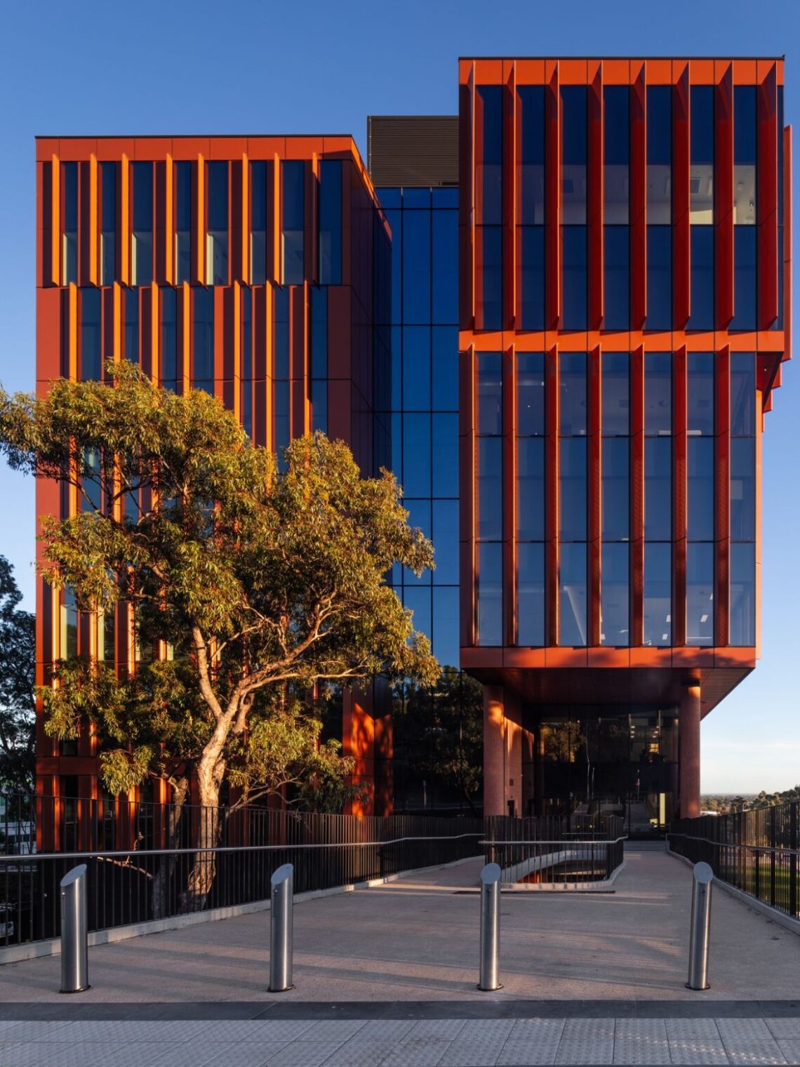 Architectus - Health and Medical Research Building | IndesignLive