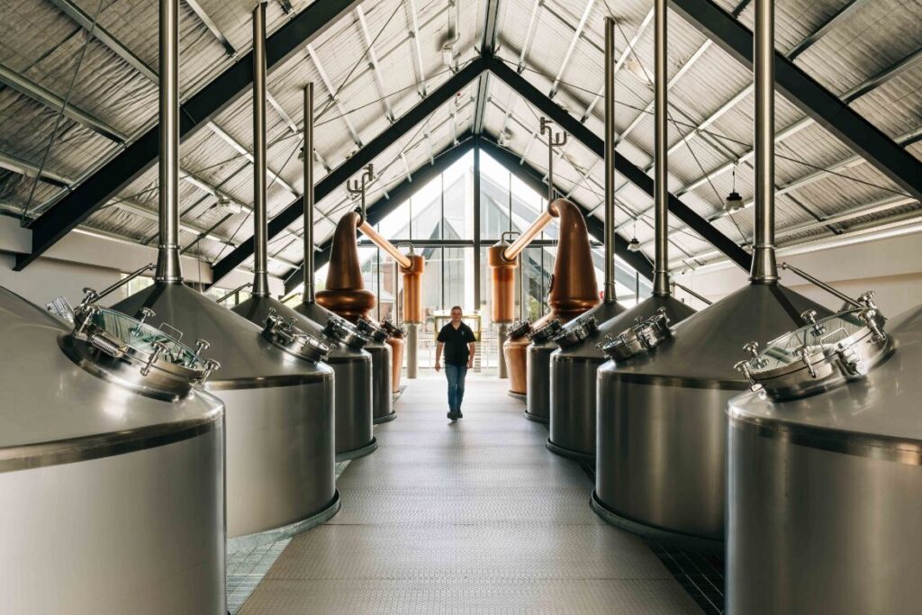 Cumulus' immersive whisky distillery in Tasmania | IndesignLive