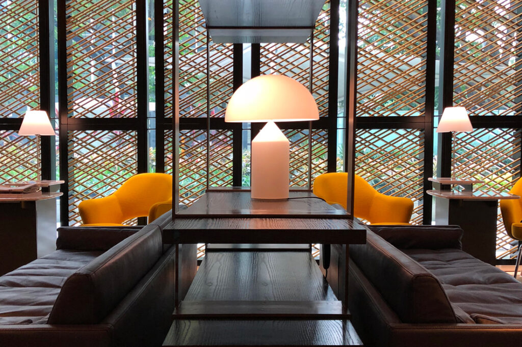 Humanised Banking: Citibank Jakarta Flagship by HOLA PROJECTS ...