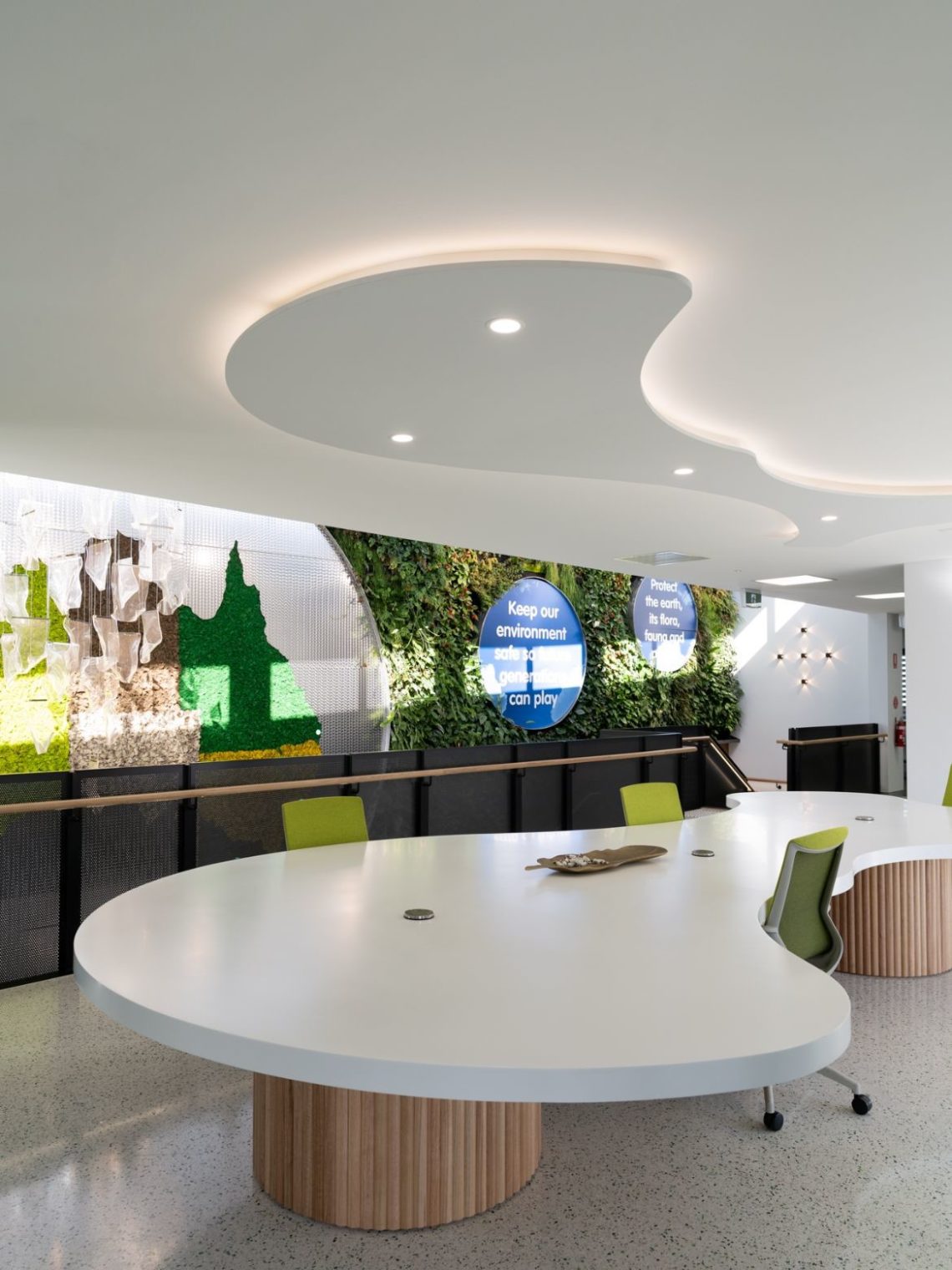 Austaron Surfaces Celebrates Creativity in Action | IndesignLive