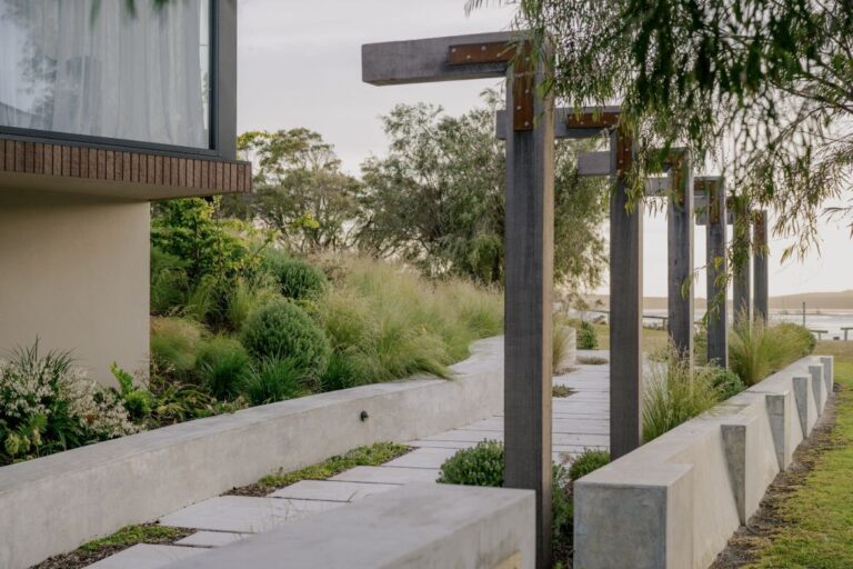 DRIFT Landscape Studio - Emu Point Retreat | IndesignLive