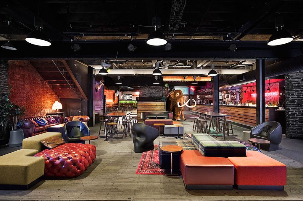 5 pubs with intoxicatingly good bar design | IndesignLive