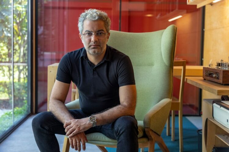 Akshat Bhatt - Emotion and Commotion | IndesignLive