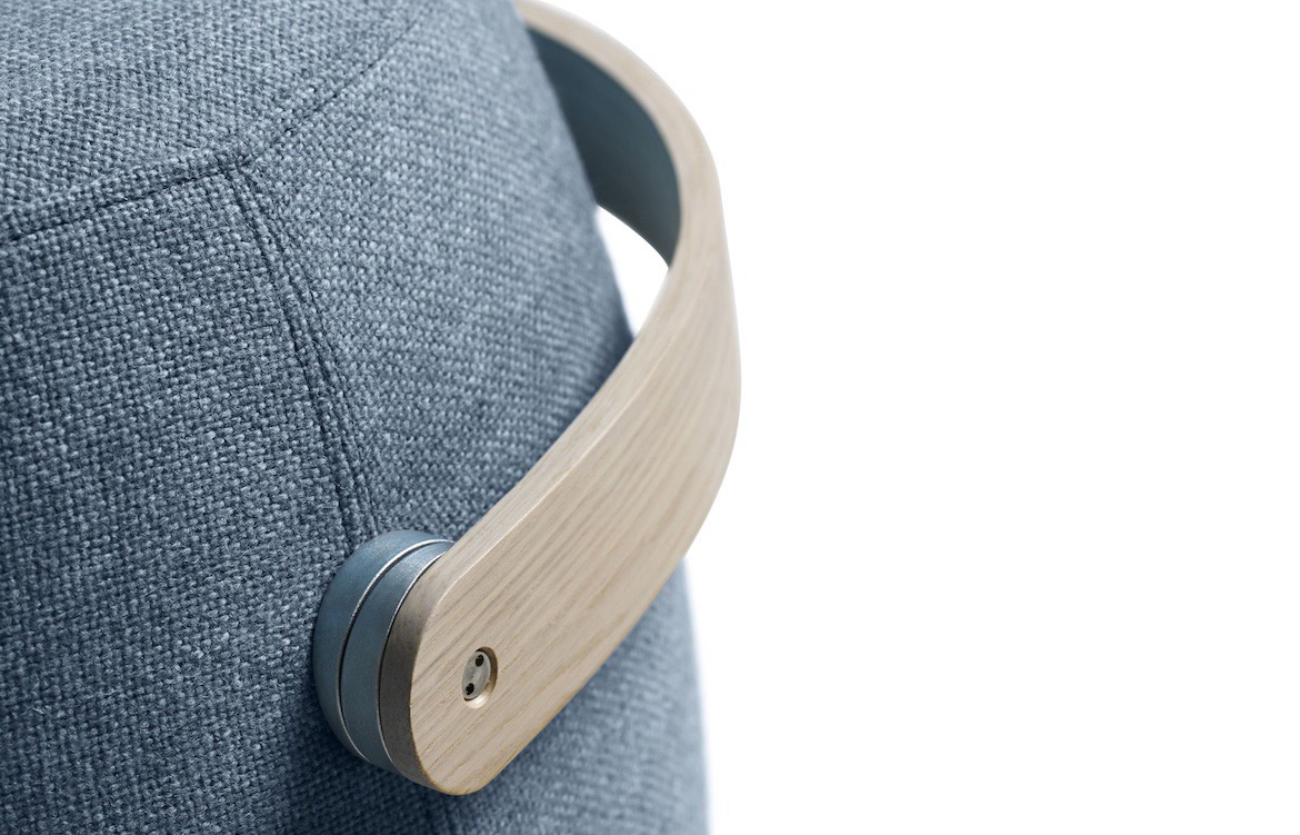 Offecct Carry On stackable chair by Mattias Stenberg for Flokk