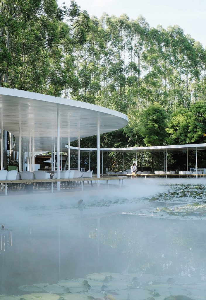 Eat hot pot in the middle of a wetland | IndesignLive