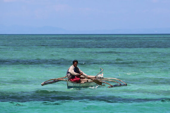 How Interface Is Turning Fishing Nets Into Carpet Tile | Indesign Live ...