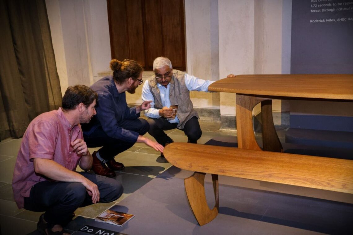 AHEC - Adam Markowitz and Phantom Hands | IndesignLive