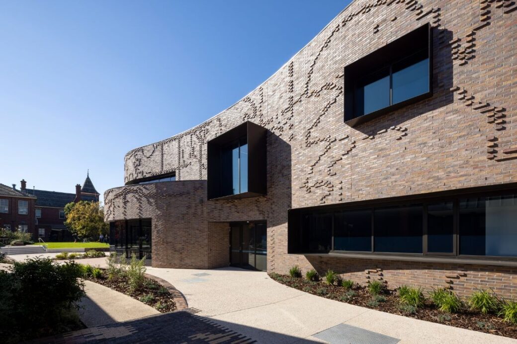 Investigating biophilia in contemporary Australian school design