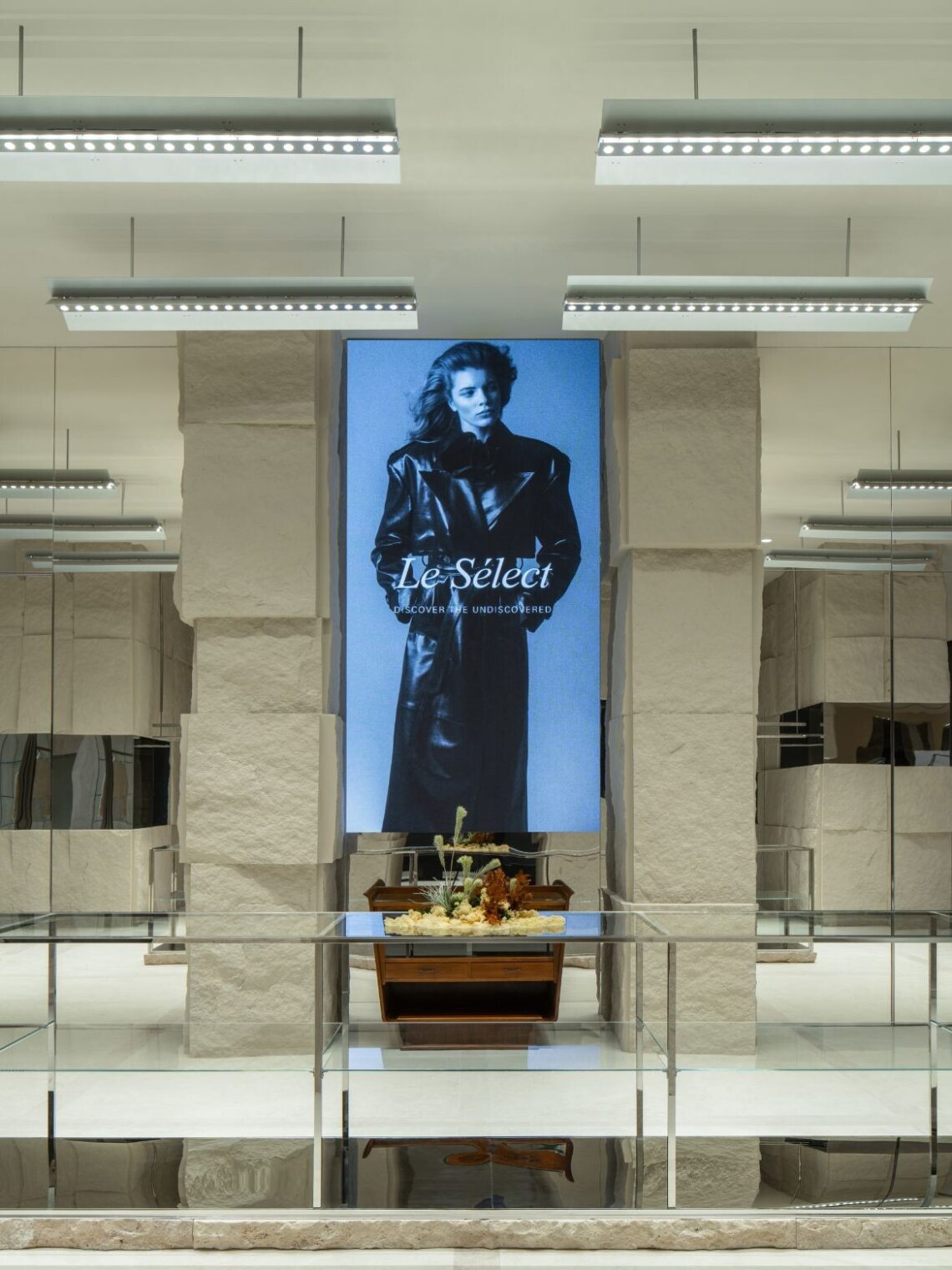 Mining joy and transcending time at Le Select | IndesignLive