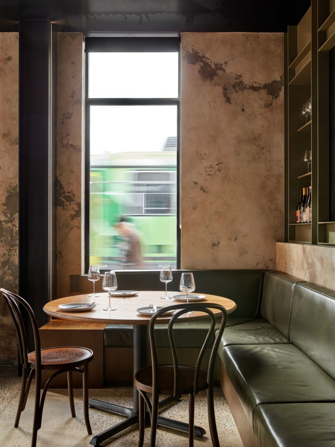 Ewert Leaf - Figlia | IndesignLive