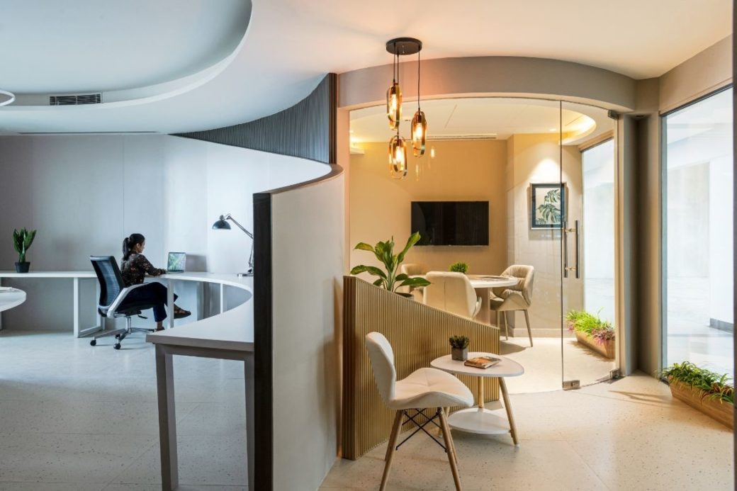 Envisage Iris - Working in the round | IndesignLive