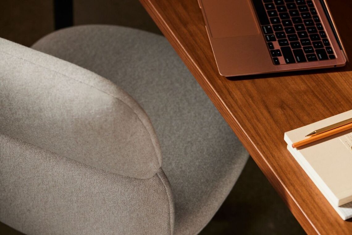 Asari chair by Naoto Fukusawa for Herman Miller ensures comfort and ...