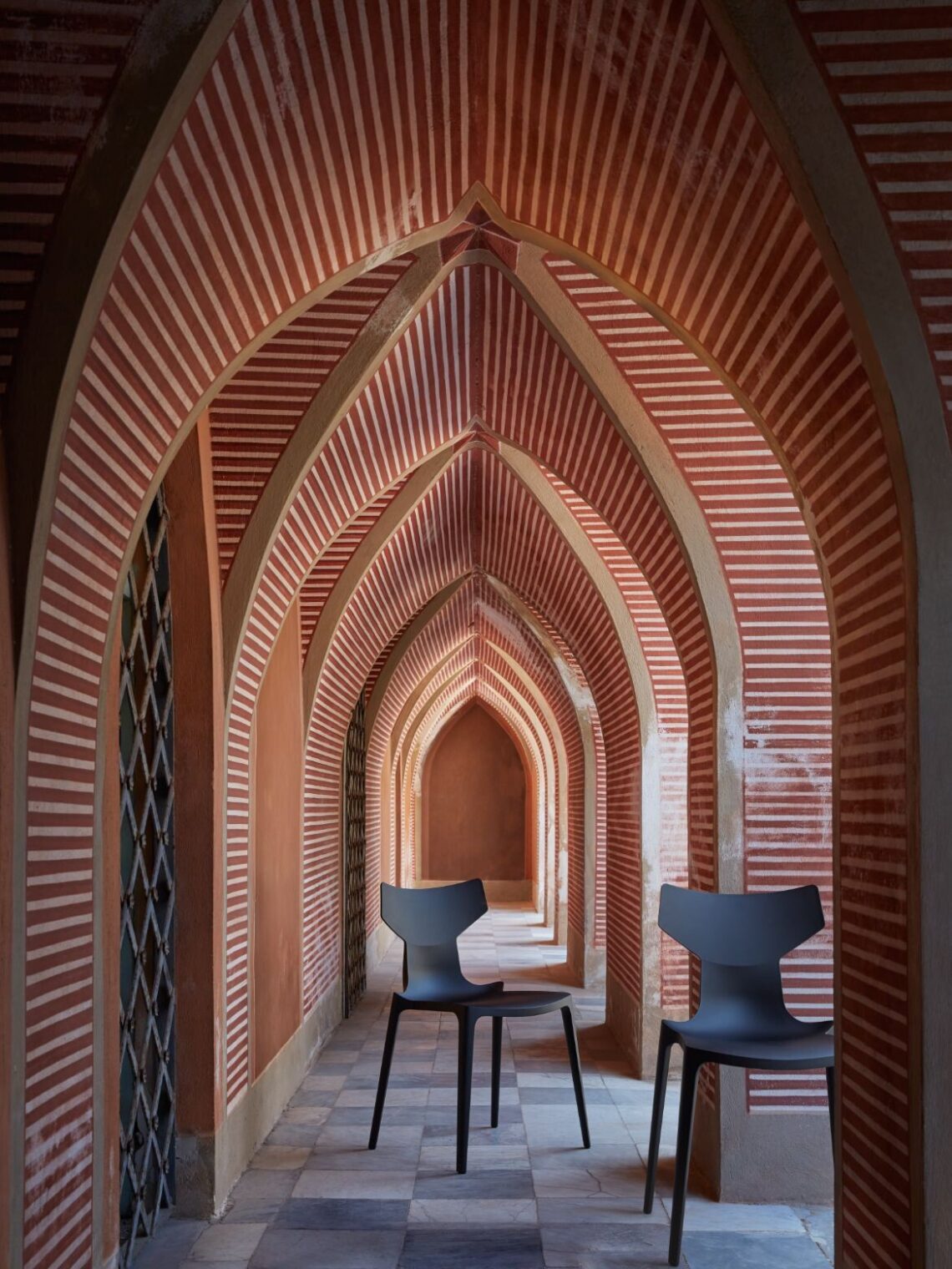 Iconic furniture brands championing sustainability in design - Archipunctureatelier