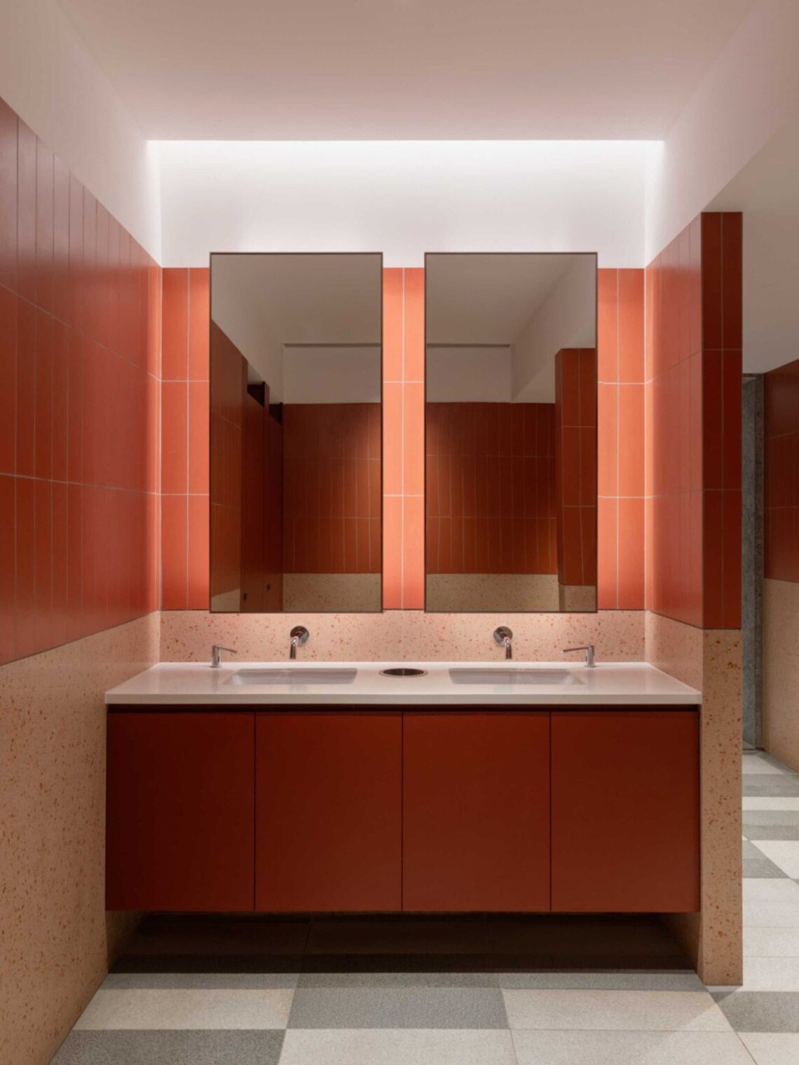 Linehouse - Foodie Social | IndesignLive