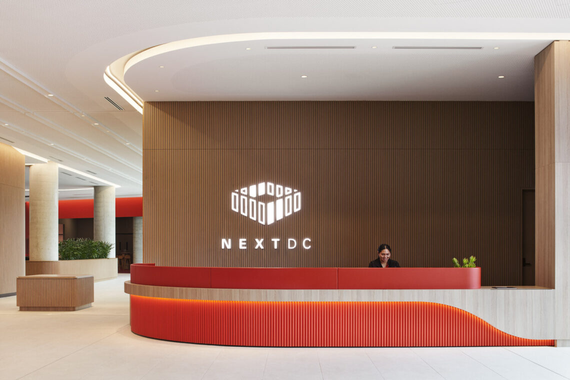 Inside HDR Merlot 2 | IndesignLive