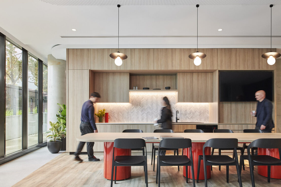 Inside HDR Merlot 2 | IndesignLive