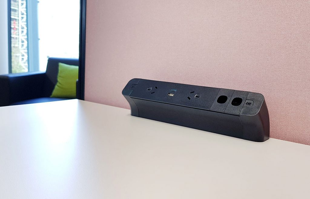 PACE Desktop Power Rail - OE Elsafe | IndesignLive