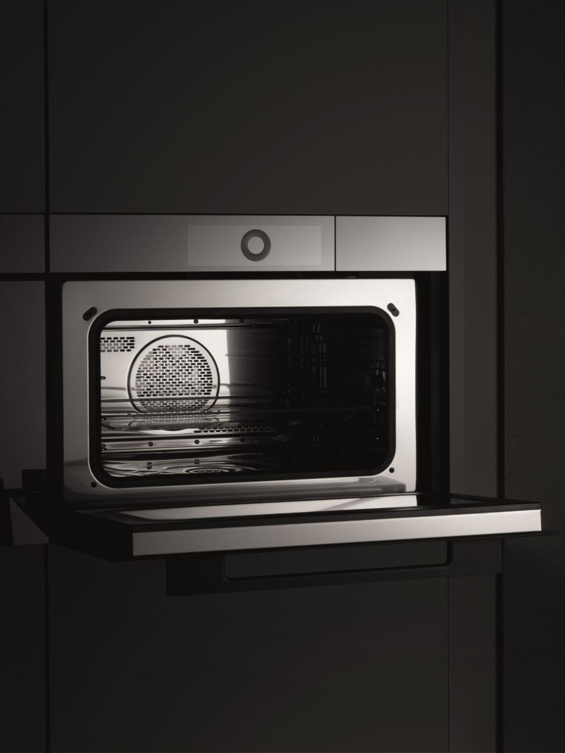 The language of refinement with V-ZUG | IndesignLive