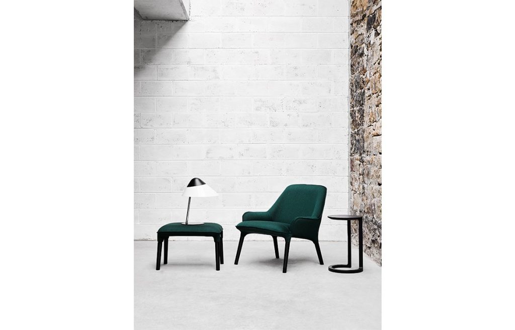 Plum Chair Nau Cult | IndesignLive