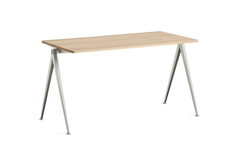 Pyramid Desk 01 - CULT | IndesignLive