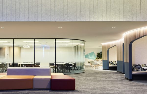 Modular carpeting laying pathways to excellence at QUT College ...