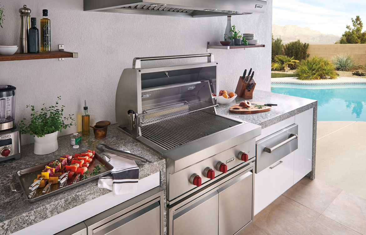 Outdoor Kitchen Experience with Wolf and Sub-Zero | IndesignLive
