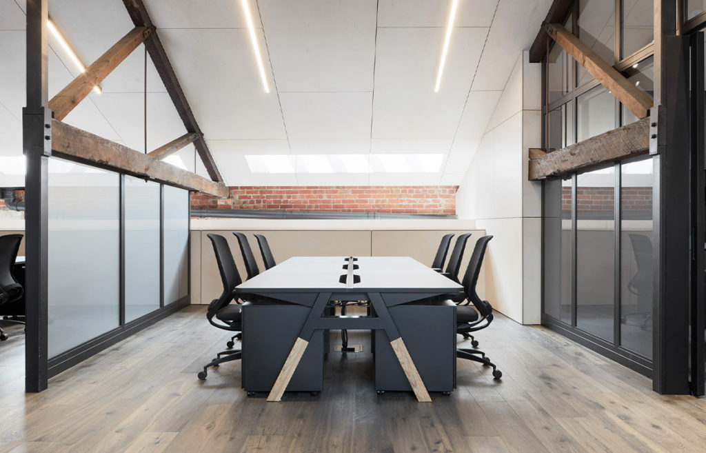 Alpha Workstation - AWM | IndesignLive