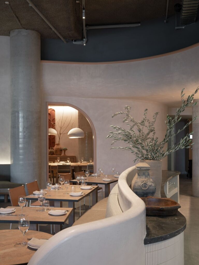 Luchetti Krelle - Hurricane’s Grill & Bar | IndesignLive