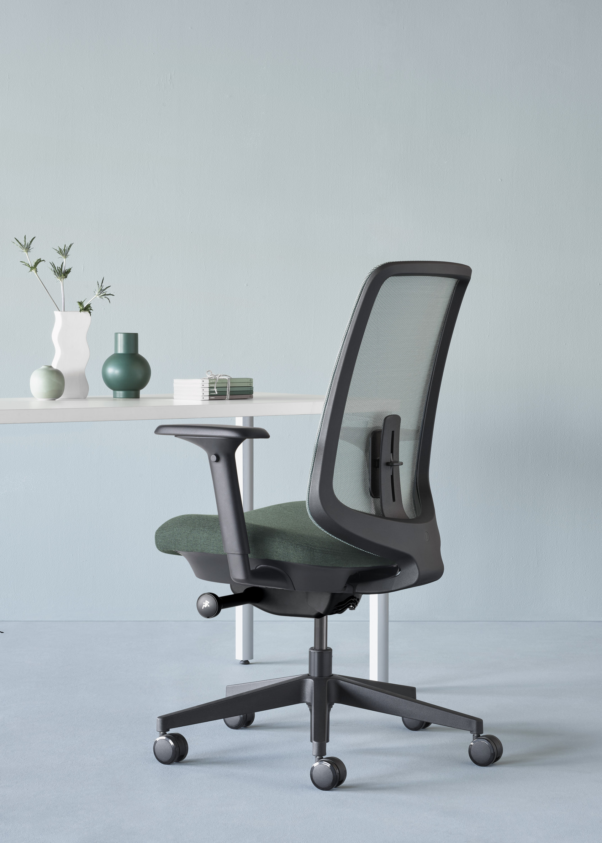 Take a Seat with Herman Miller | IndesignLive