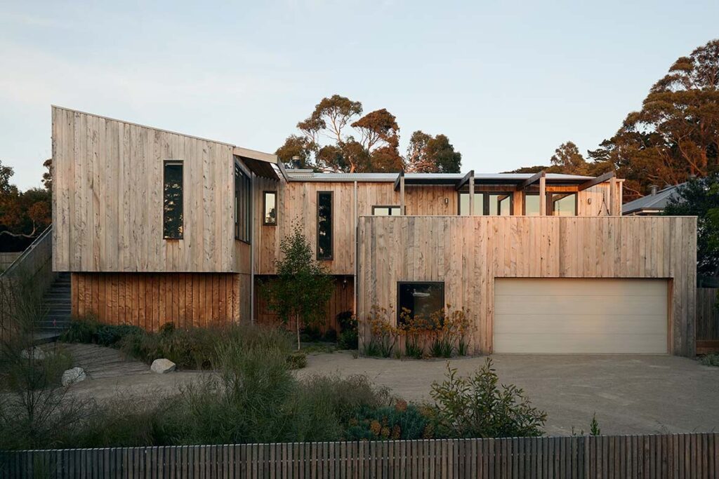 Wood Street residence personifies laid-back living | Indesign Live ...