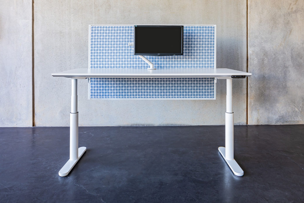 Leader Single Workstation - Maxton Fox | IndesignLive