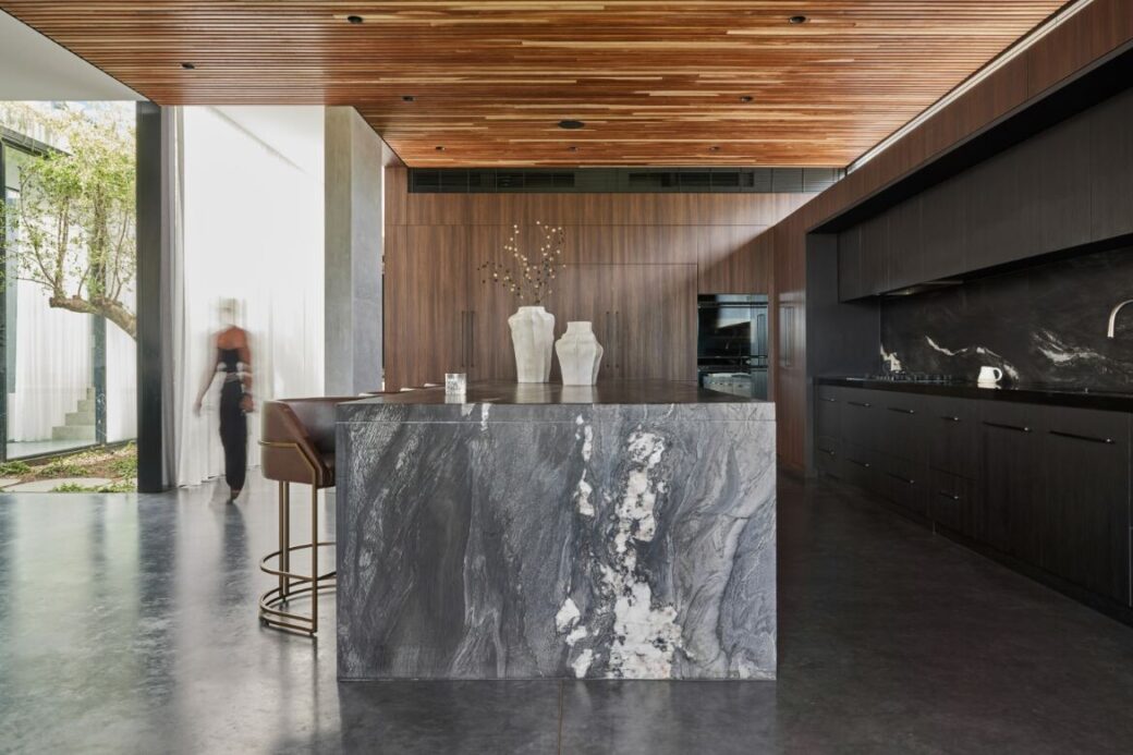 WK Stone - Burraneer Bay Home | IndesignLive