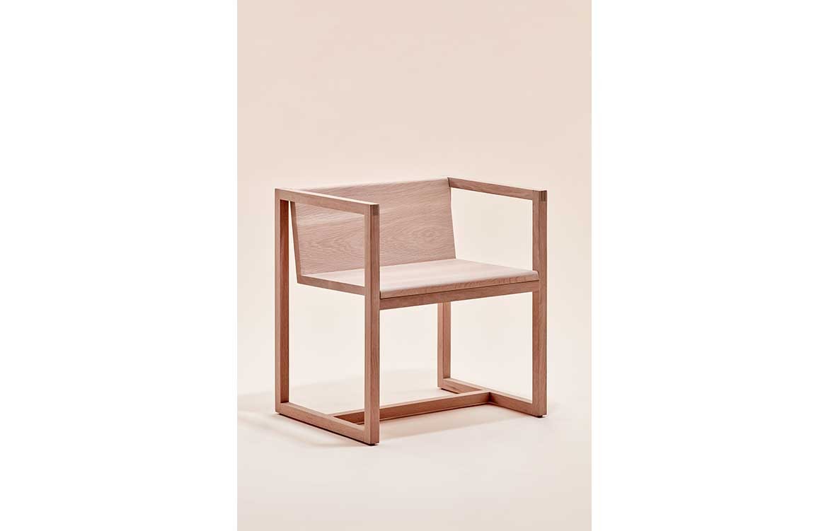 Marj armchair | Arthur G | IndesignLive Collection Design Product Online