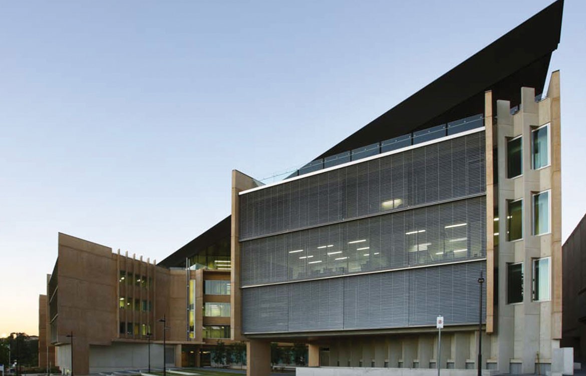 MOA Screen - TurnerArc Shading Systems | IndesignLive