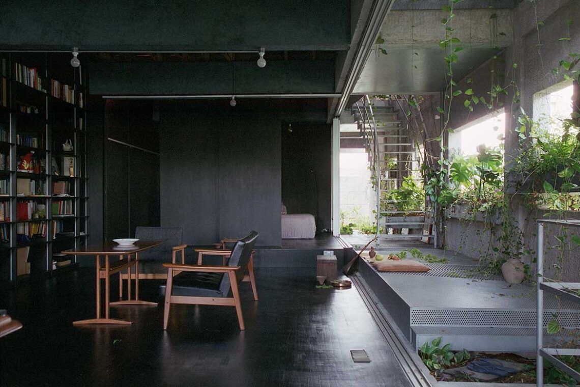 Linghao Architects designs an atypical tropical house | Indesign Live ...