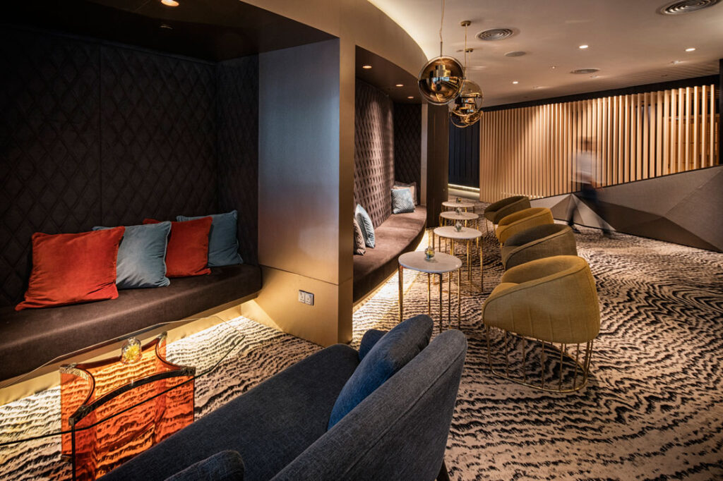 Come Into Joji Bar’s Fold | Indesign Live: Interior Design and Architecture