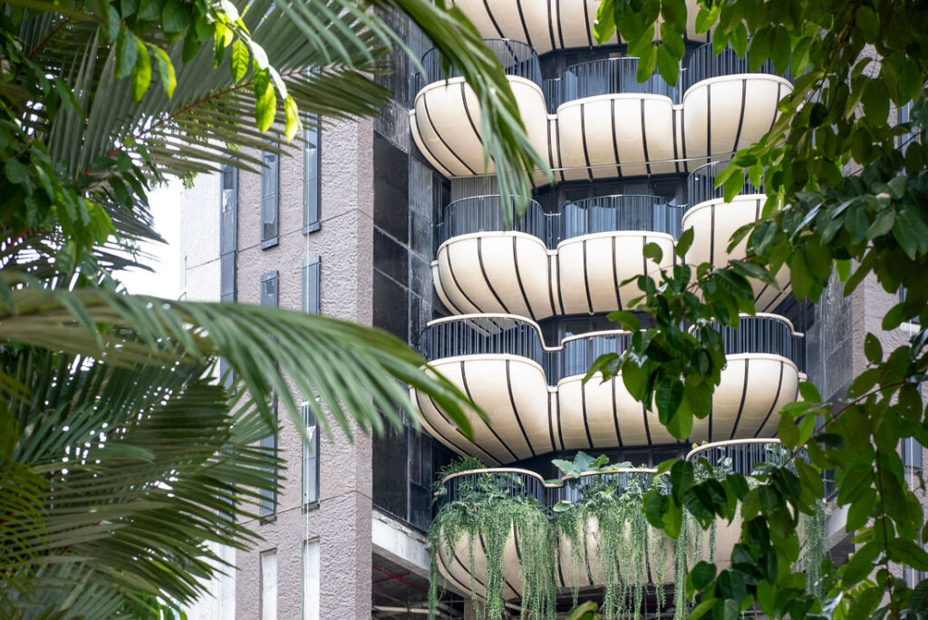 A Peek Of Heatherwick Studio's First Residential Project In Singapore ...